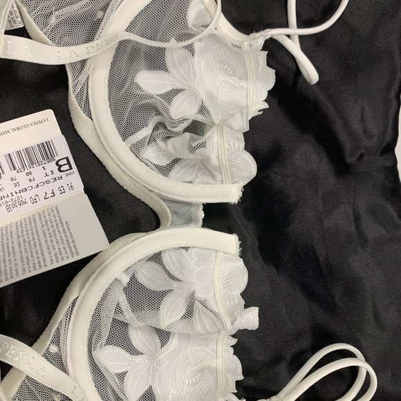 La Perla | Intimates & Sleepwear | La Perla Lingerie Set Nwt | Poshmark